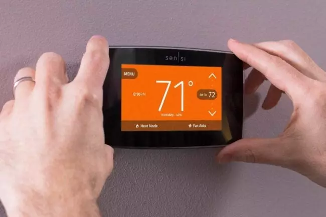Khetho e Molemohali ea Smart Thermostat