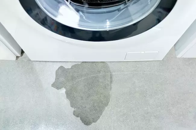 Máquina de lavar com vazamento - Máquina de lavar com vazamento