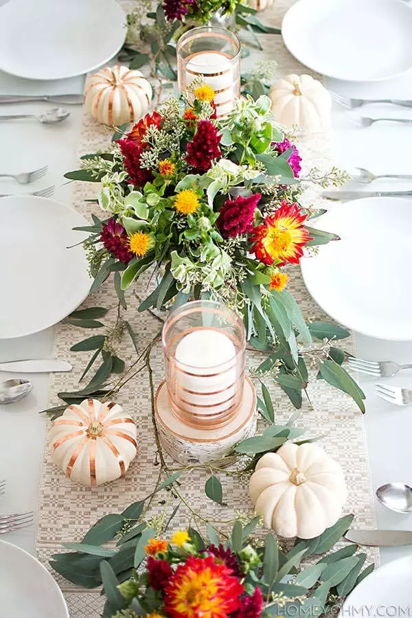 Metallic Thanksgiving Table Ideas