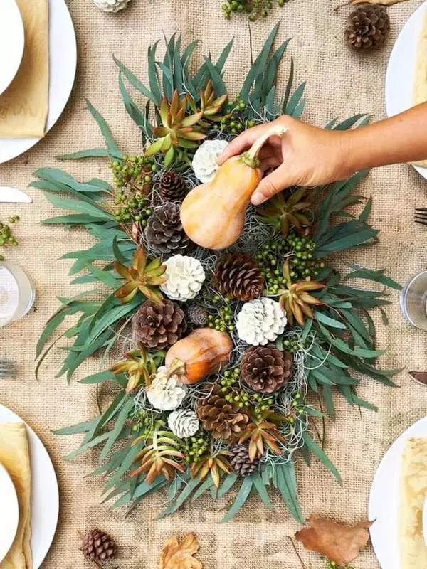 Butternut Squash Centerpiece Thanksgiving Table Ideas