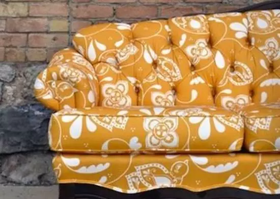 Gelbe Vintage Couch