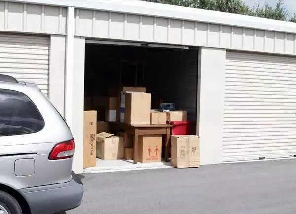 Pare de pagar pelo self-storage