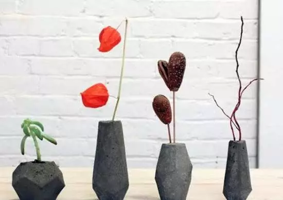 DIY Concrete Vase