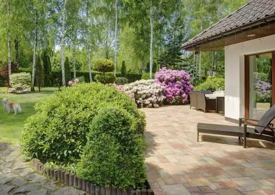 Landscaping rau Privacy