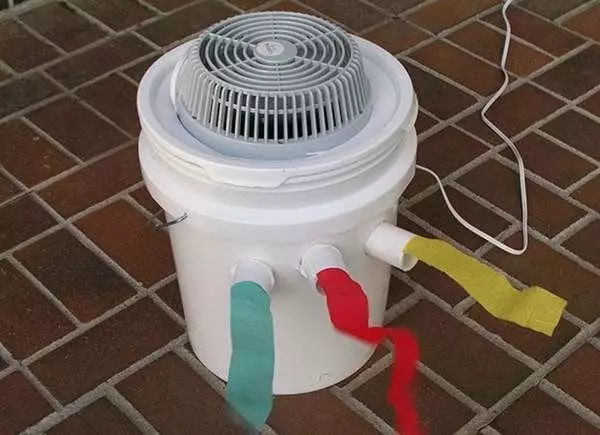 Boloka Chelete Lehlabula ka DIY Air Conditioner