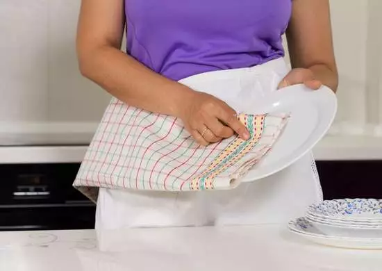 Cara Mencuci Handuk Microfiber