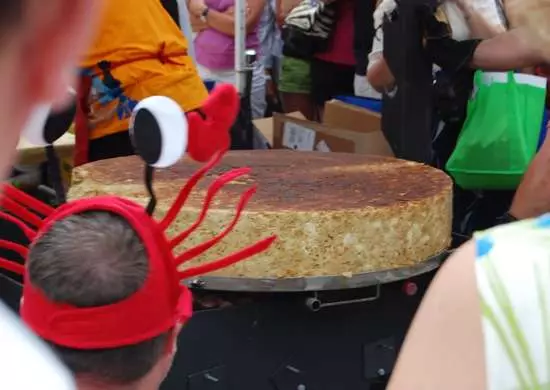 La torta di granchio più grande del mondo - Timonium, Maryland