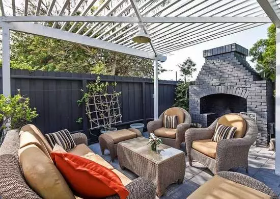 I-Outdoor Living Space