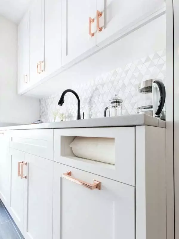 Smart Kitchen Storage Ideas - ներկառուցված թղթե սրբիչի պահարան