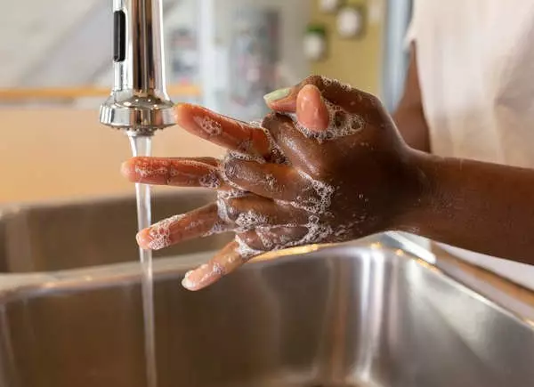 Pese kätesi