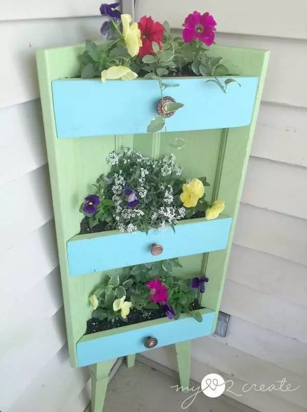 Corner Shelf Planter