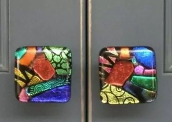Tiradores de caixóns de mosaico