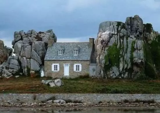 Hus ved havet