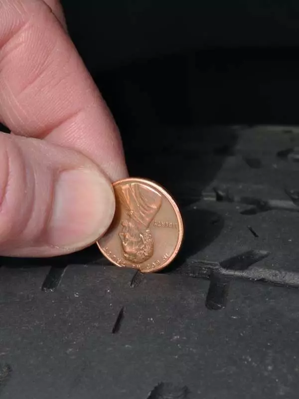 banda de rodadura do pneumático penny