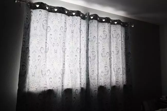 Ang Pinakamahusay na Mga Opsyon sa Thermal Curtain