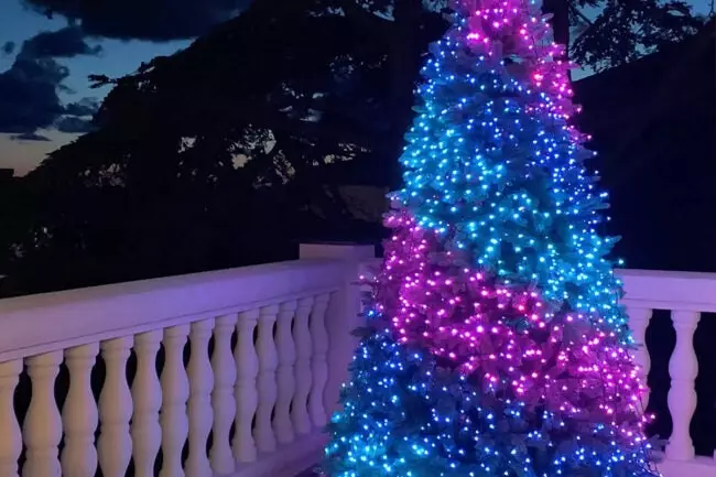 Det bästa juldekorationsalternativet: Twinkly Multicolor LED String Lights