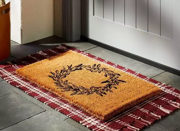 wreath doormat