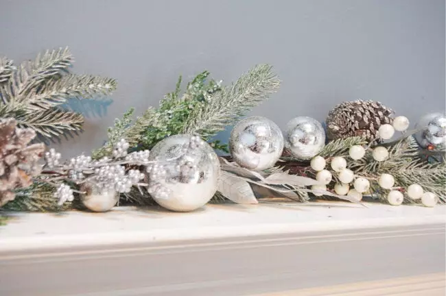 Najlepšia možnosť vianočnej girlandy: Vianočná ulička 6' Christmas Ornament Borovicová girlanda