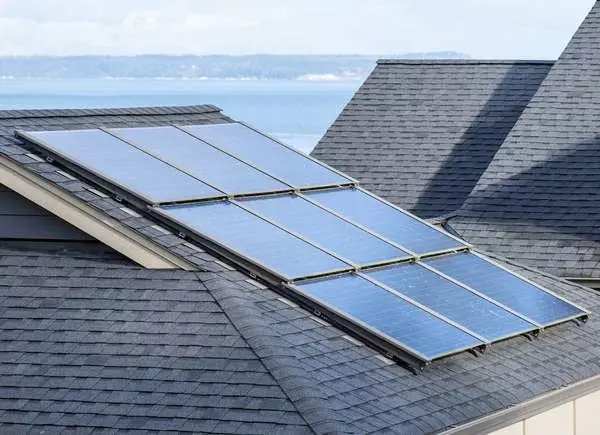نصب پانل های خورشیدی اضافی