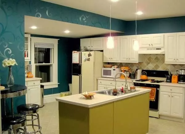Cozinha de parede pintada de redemoinho