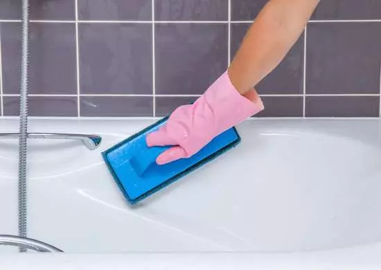 အိမ်လုပ် ရေချိုးကန် Scrub
