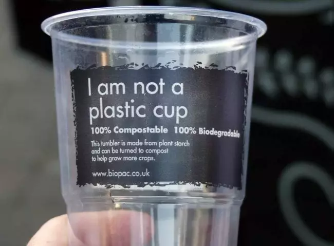 Біорозкладний проти компостованого: чи розкладається біологічно розкладний пластик