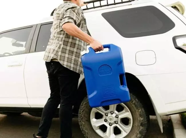 Los mejores contenedores de almacenamiento de agua para la preparación para emergencias