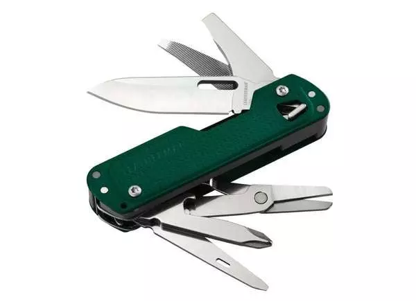 La SENPAGA T4 Leatherman Multi Tool