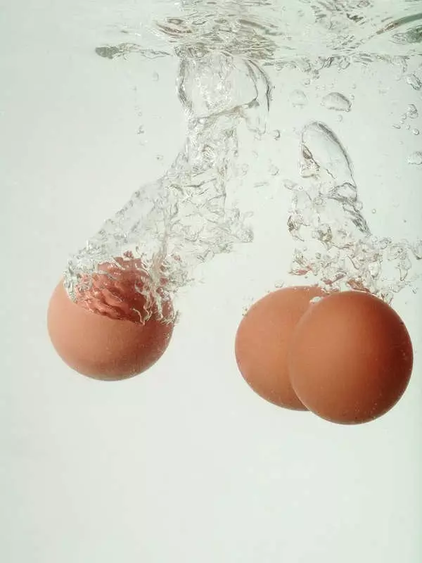 L'acqua odora di uova marce