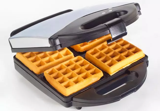 Hoe kinne jo in wafelmakker skjinmeitsje