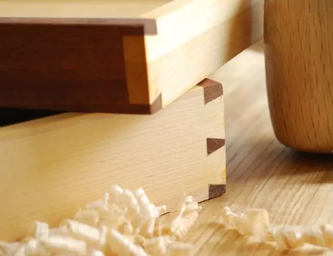 7 tipos resistentes de xuntas de madeira: a unión de cola de milano