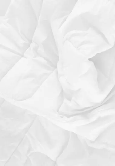 డౌన్ కంఫర్టర్ను ఎలా శుభ్రం చేయాలి - పరుపు వివరాలు