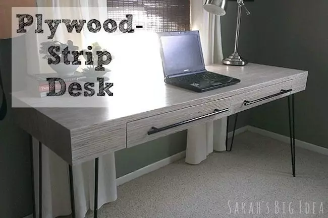 DIY प्लाईवुड स्ट्रिप डेस्क