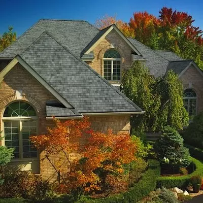 A legjobb tetőfedő anyag kiválasztása otthonához – Timberline zsindely