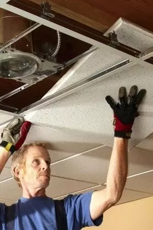 Comment installer un plafond suspendu - Détail