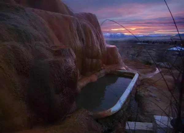 Bakgårdsbadkar i Monroe, Utah