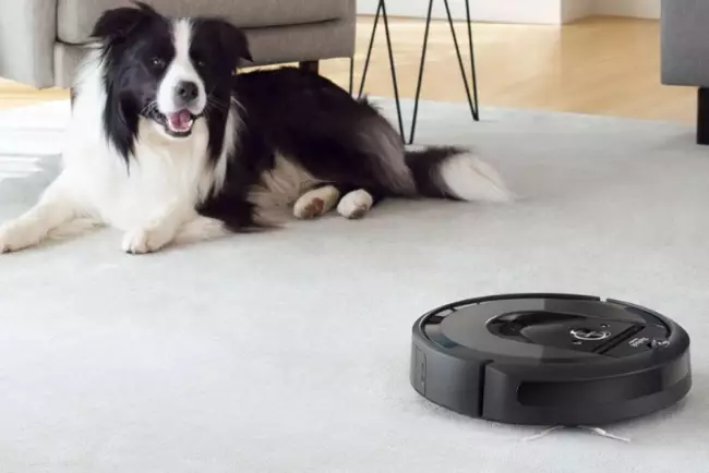 Možnosti Roundup 2/23: iRobot Roomba i7+