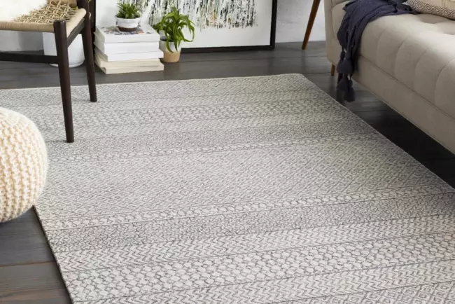 Nabídka Roundup 1:31 Možnost: Steelside Abdera Geometric Ručně vyráběný všívaný koberec