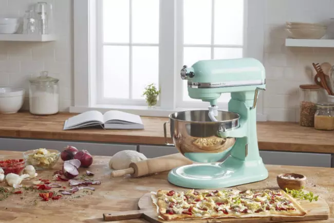 Pakkumised 12:8 Valik: KitchenAid Professional 5-kvartiline alusemikser