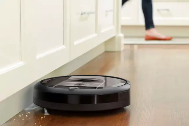 Deals Post 10/19 Chaguo: iRobot Roomba i7+