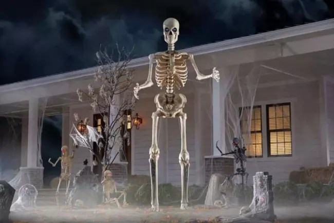 Προσφορές Δημοσίευση 9/10 Επιλογή: Home Accents 12 ft. Giant-Sized Skeleton