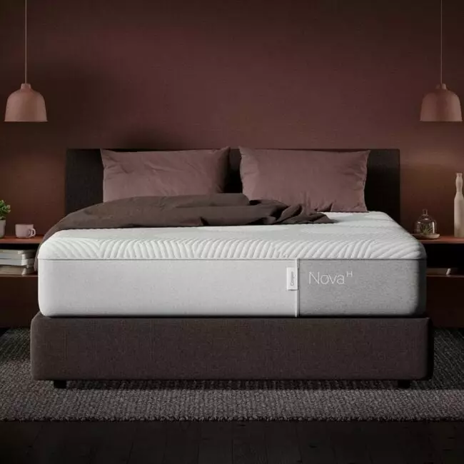 Inketho Yeziphesheli Ezingcono Kakhulu ZangoLwesihlanu Omnyama: I-Casper Nova Hybrid Mattress