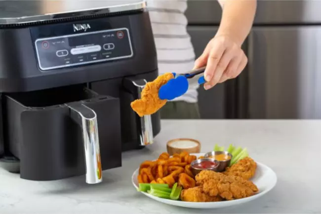 Deals Post 10:18 Ikhtiyaarka: Ninja Foodi 4-in-1 2-Basket Air Fryer