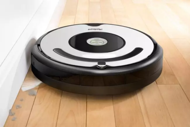 Преглед на зделки 11:17: Robot Roomba 670 Robot Vacuum