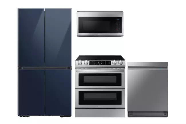 交易綜述 11:10 選項：三星 BESPOKE 4 門冰箱、電灶、對流微波爐和智能線性洗碗機套裝