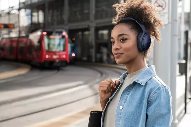 Angebotszusammenfassung Ziel 11:1 Option: Bose QuietComfort 35 Noise Cancelling Wireless Headphones II