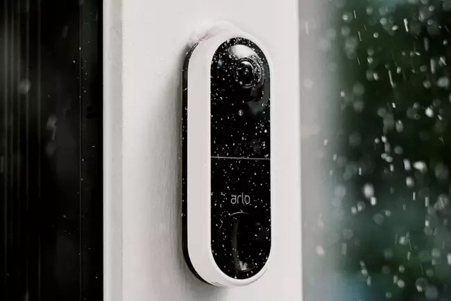 25/10 Вариант: Arlo Essential Wired Video Doorbell