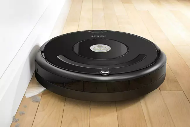 bv-deals-roundup-meán Fómhair-20: iRobot Roomba 675 Robot Fholúis