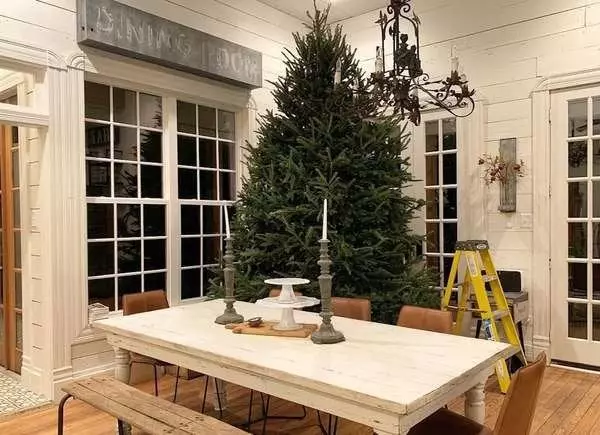 Joanna Gaines Holiday