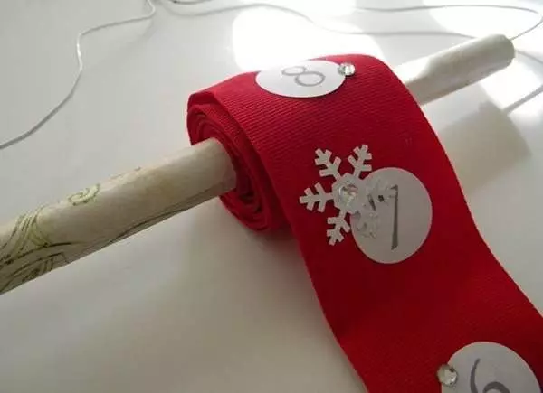 Red Ribbon DIY Advent Calendar